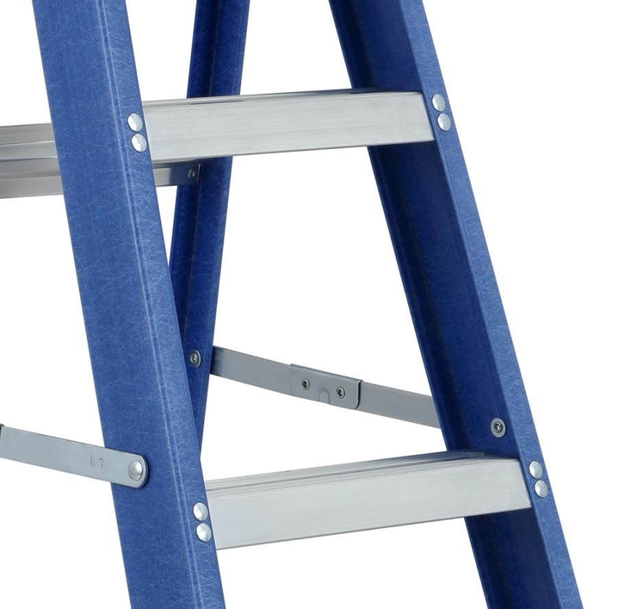 FL-3110-04 - Featherlite Ladders